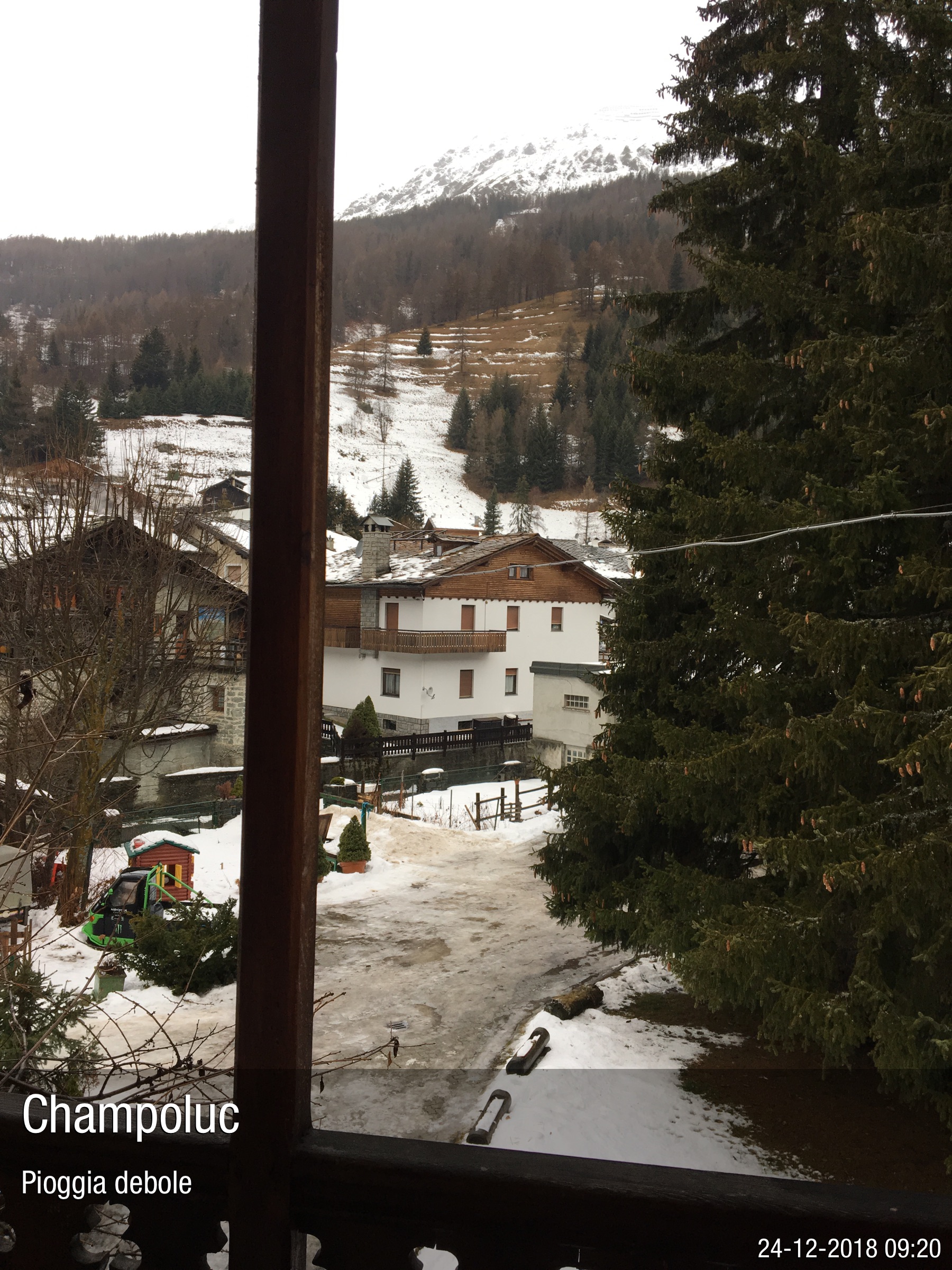Foto meteo - Champoluc - Champoluc ore 9:21 » ILMETEO.it
